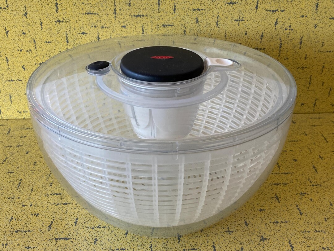 OXO Good Grips Clear Salad Spinner - Pump Mechanism - Brake - BPA Free ...