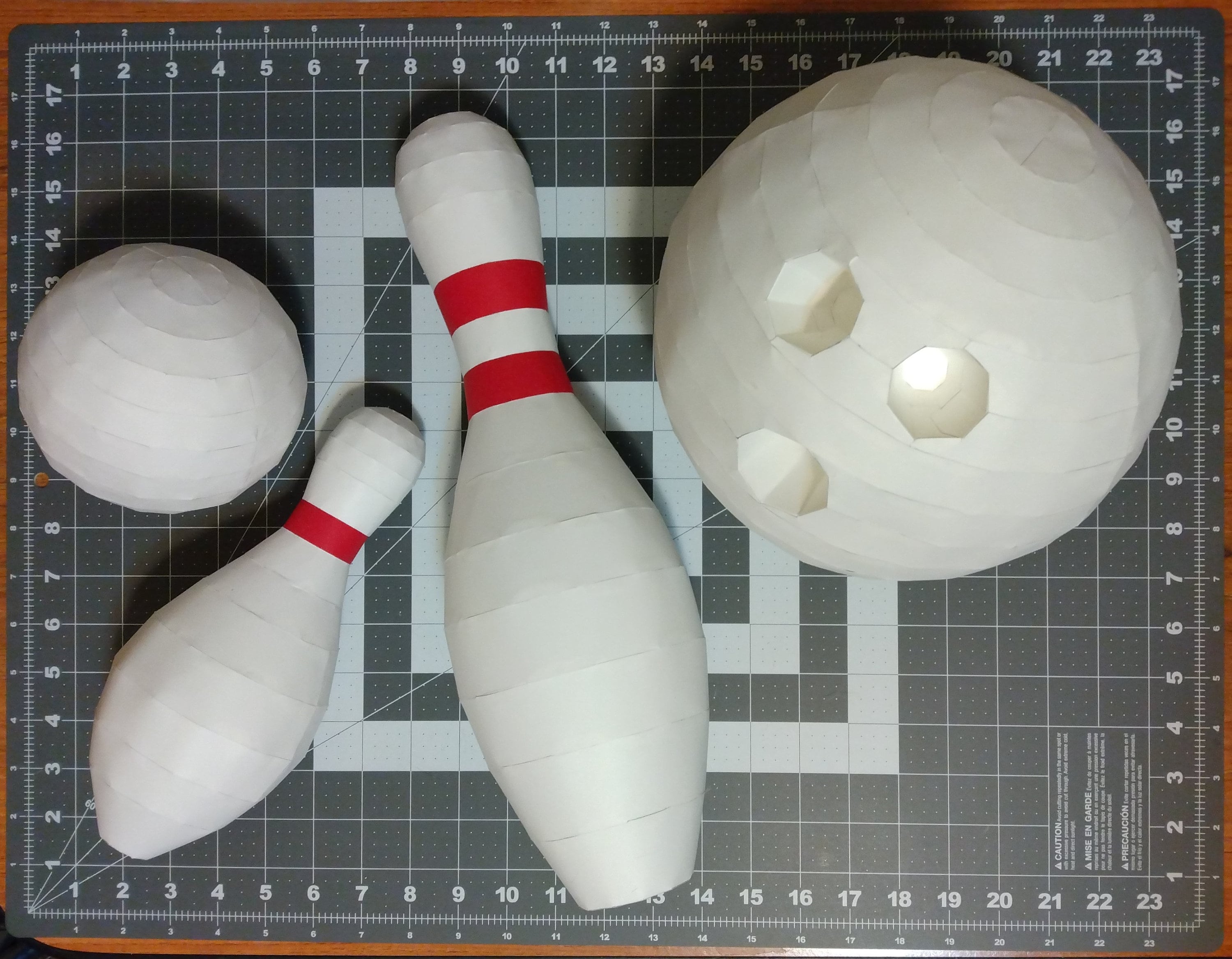 3D Bowling Pins and Balls Set - PDF SVG DIY Papercraft Patterns for ...