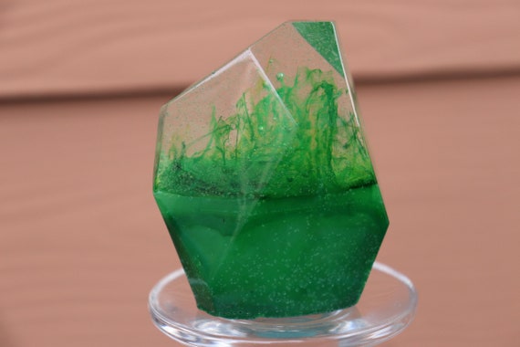 Acrylic Desk Decoration Kryptonite Green Resin Gem Fabric Weight Art ...