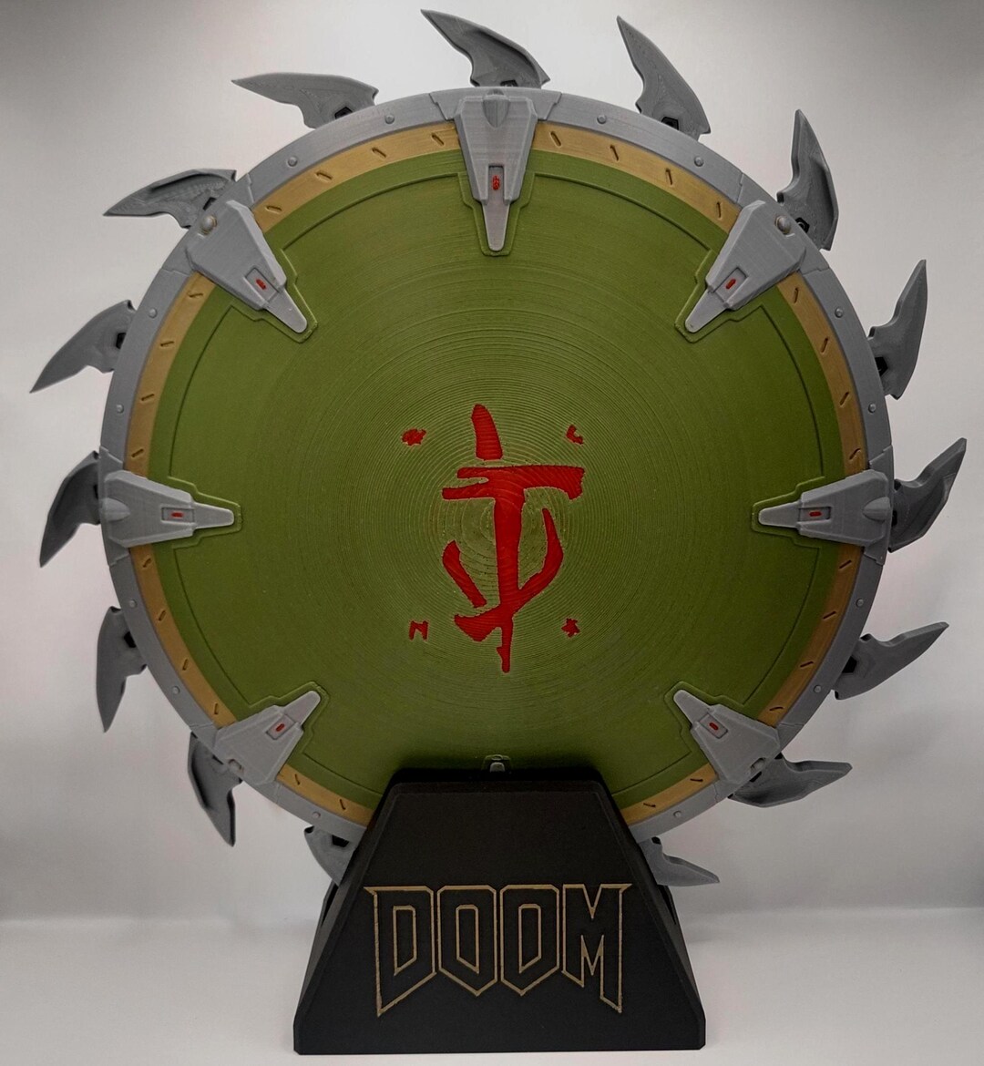 Sierra de escudo de DOOM: The Dark Ages (V2) / Varios tamaños y colores ...