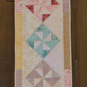Old Windmill Table Runner - Etsy