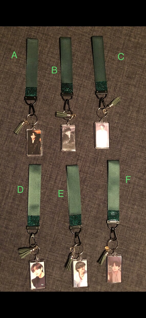 BTS V Bias Keychain | Etsy