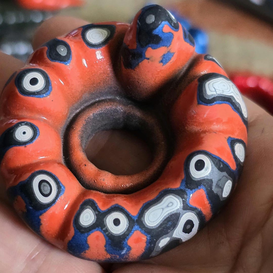 Unique & Beautifully Aesthetic Bubbly Fordite donut - Etsy