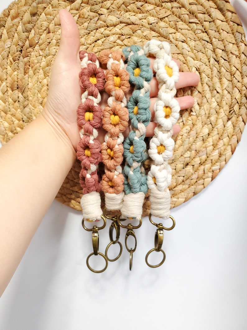 Flower Macrame Wristlet - Etsy