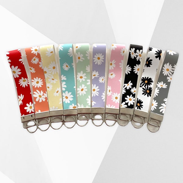 Flower Keychain - Etsy
