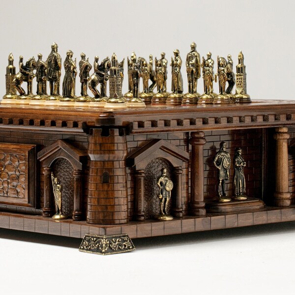 Medieval Chess Set - Etsy