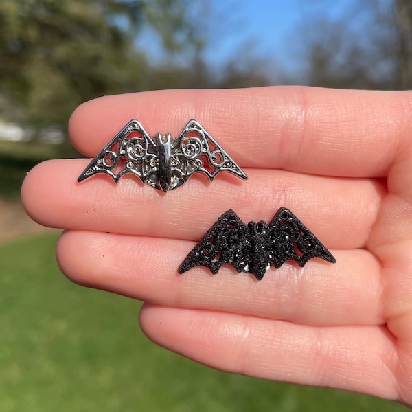 Bat Pin - Etsy