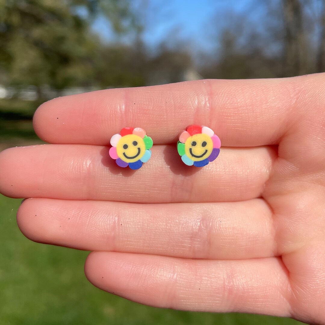 Polymer Clay Colorful Smile Face Flower Stud Earrings Novelty Earrings ...