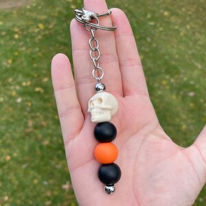 Halloween Keychains With Silicone/acrylic Beads Novelty Keychain Unique ...