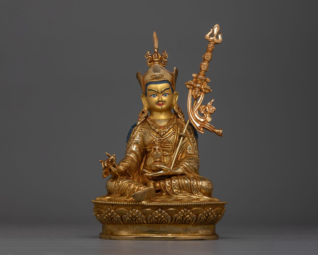 Guru Rinpoche the Second Buddha Statue | Embodiment of Wisdom and ...