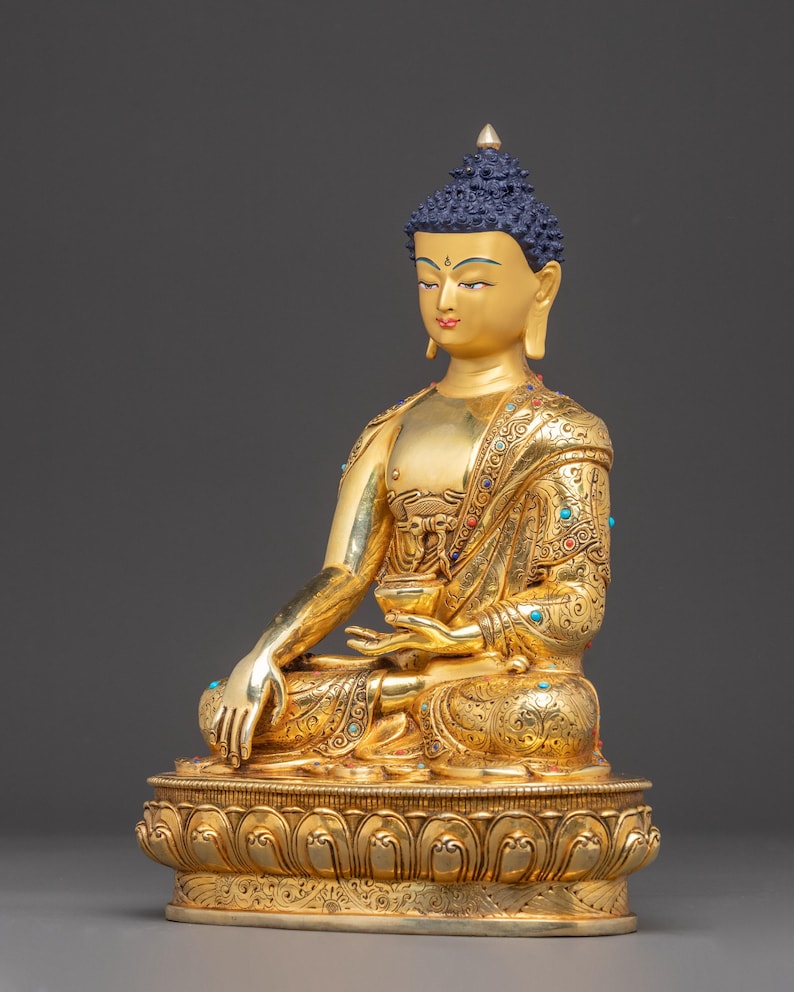 Handcrafted Copper Statue of Buddha Shakyamuni | Traditional Himalayan ...
