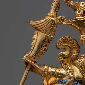 Discover the Ling Geshar Statue A Beacon of Wisdom and Valour ...