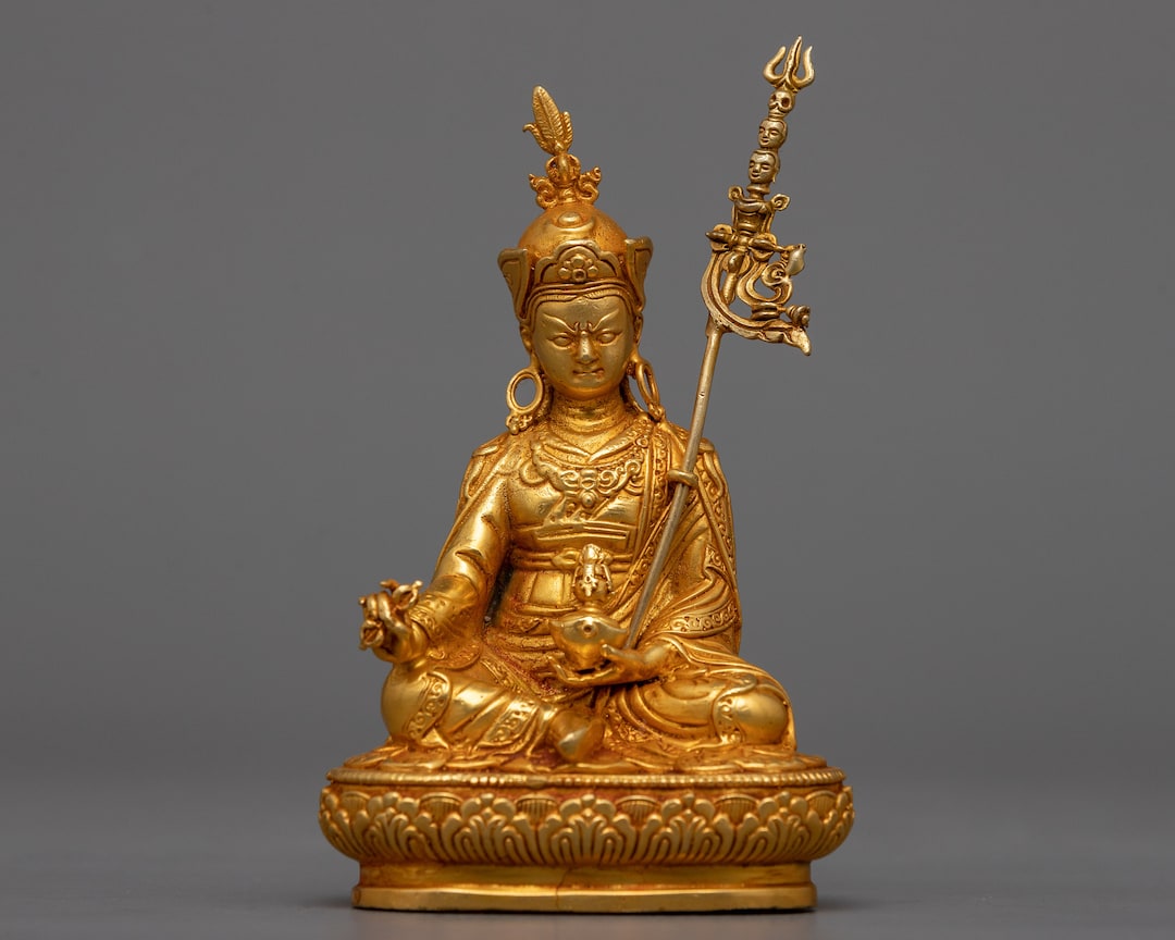 24K Gold Guru Rinpoche Statue – Tibetan Buddhist Art, Meditation - Etsy