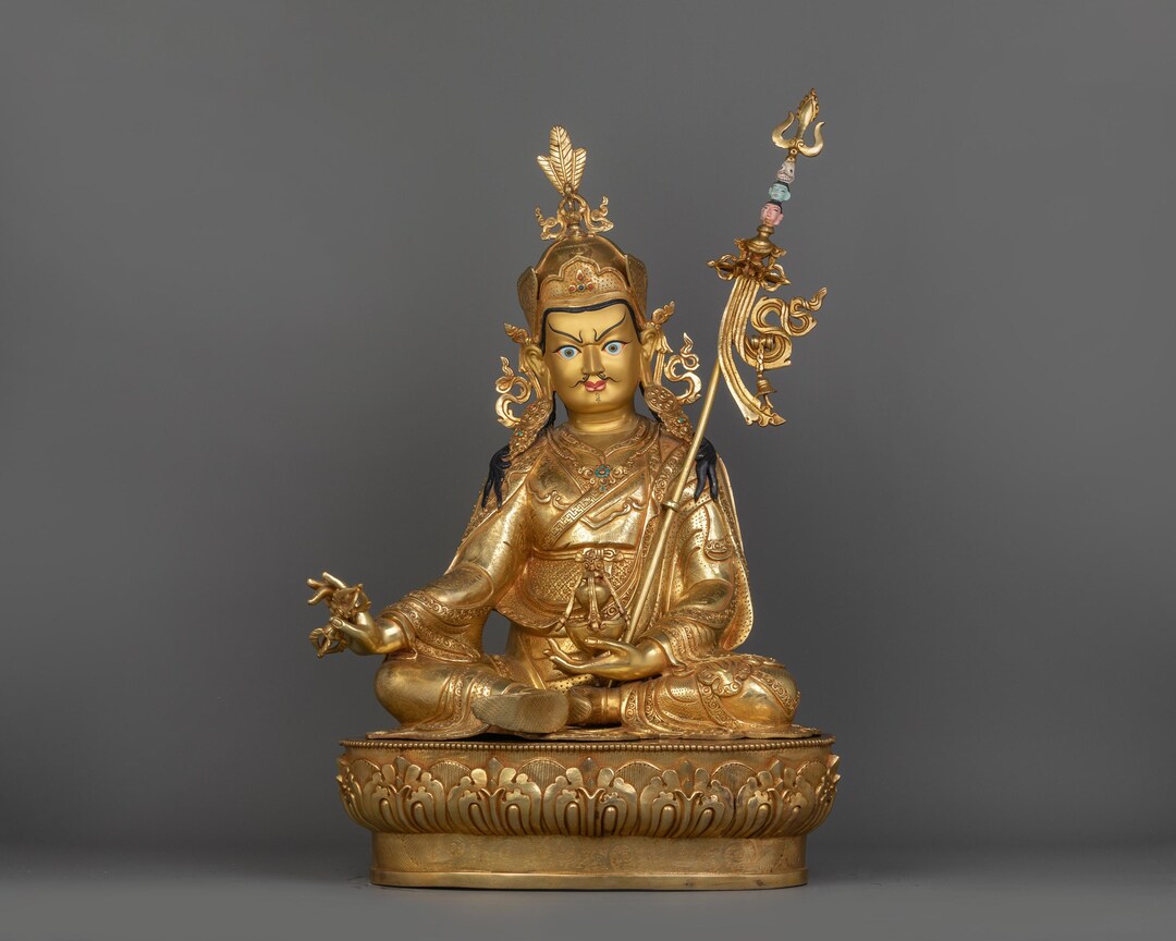 Tantric Buddhist Vajra Master Padmasambhava Statue | Revered Deity Guru ...