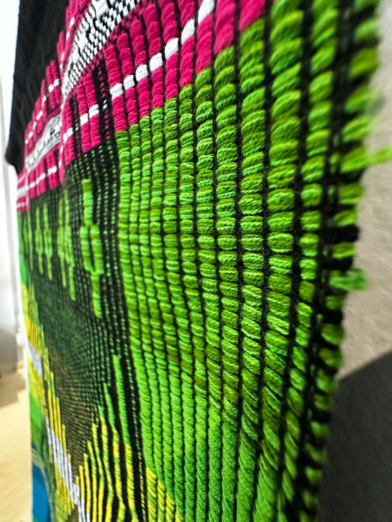Sri Lankan Dumbara Colourful Wall Hanging | Indigenous Thalagune Hand ...
