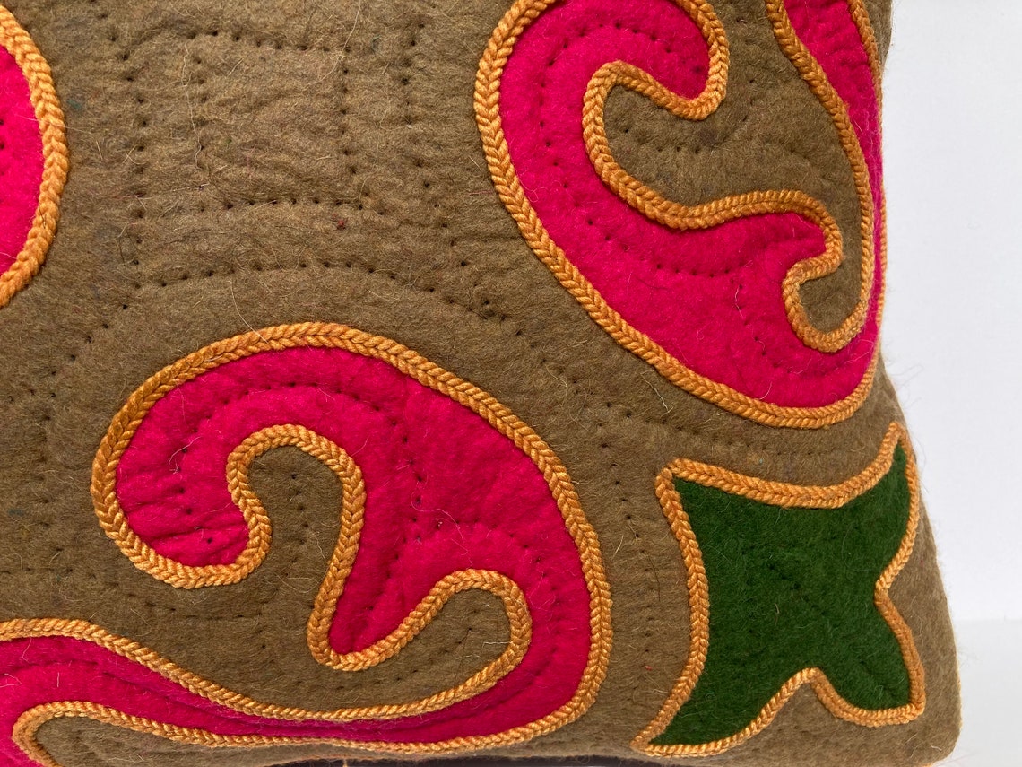 Kyrgyzstan Shyrdak Nomadic Handmade Traditional Felt Cushion - Etsy UK