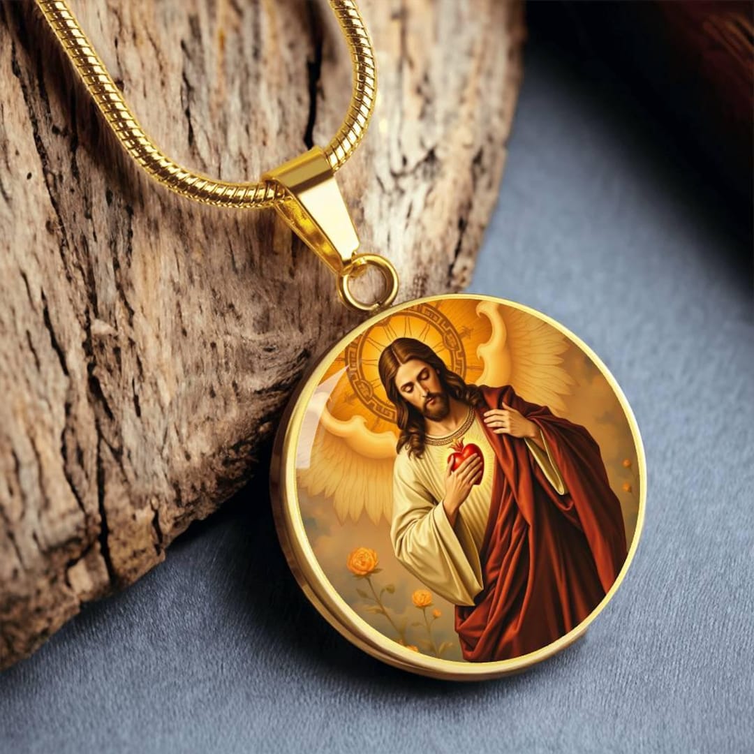 18K Gold Jesus Necklace | Sacred Heart of Jesus Christ | Gold and ...