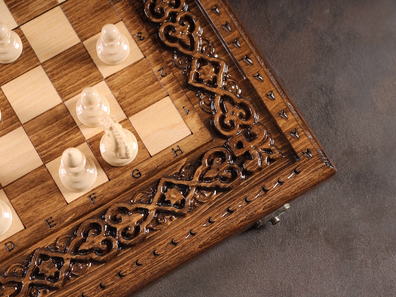 Hand-carved Wooden Chess Set With Beautiful Carved Patterns ...