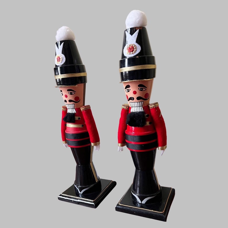 Pair of Nutcracker Figurines - Etsy