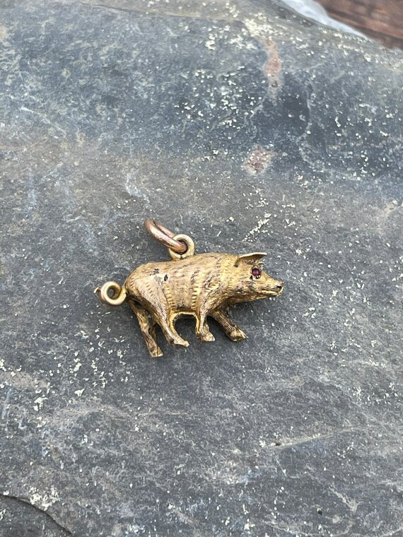 Fabulous silver gilt pig charm with glass eyes - Gem