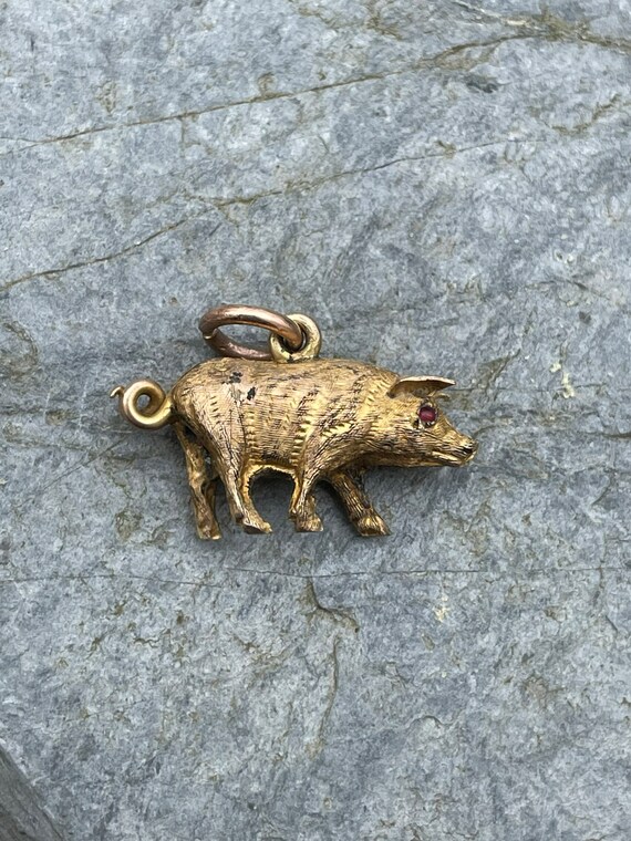 Fabulous silver gilt pig charm with glass eyes - Gem