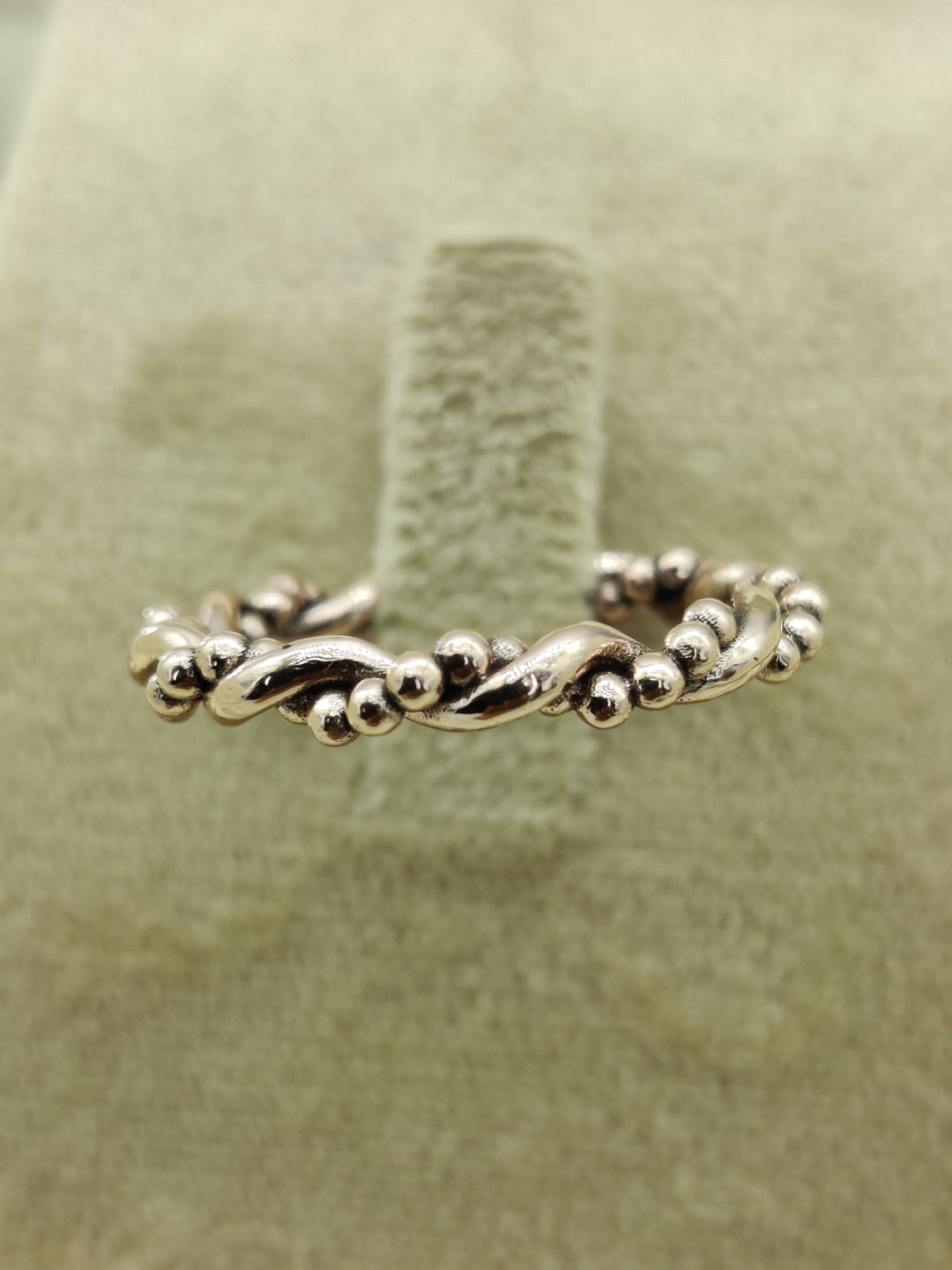 Bramble Ring in 9K Rose Gold, Gold Wedding Band. Gold Stackable Ring - Etsy