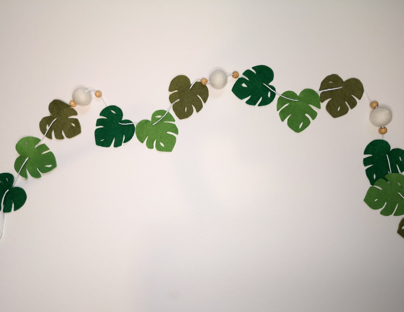 Safari Leaf Garland, Nursery Decor, Jungle Garland, Felt Leaf Bunting ...