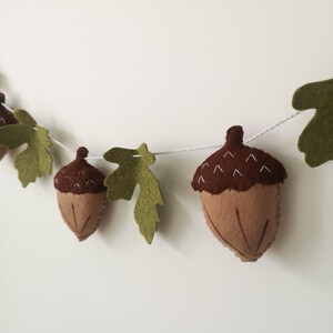 Felt Acorn Garland With Gold Leaves, Woodland Bunting, Acorn Bunting ...