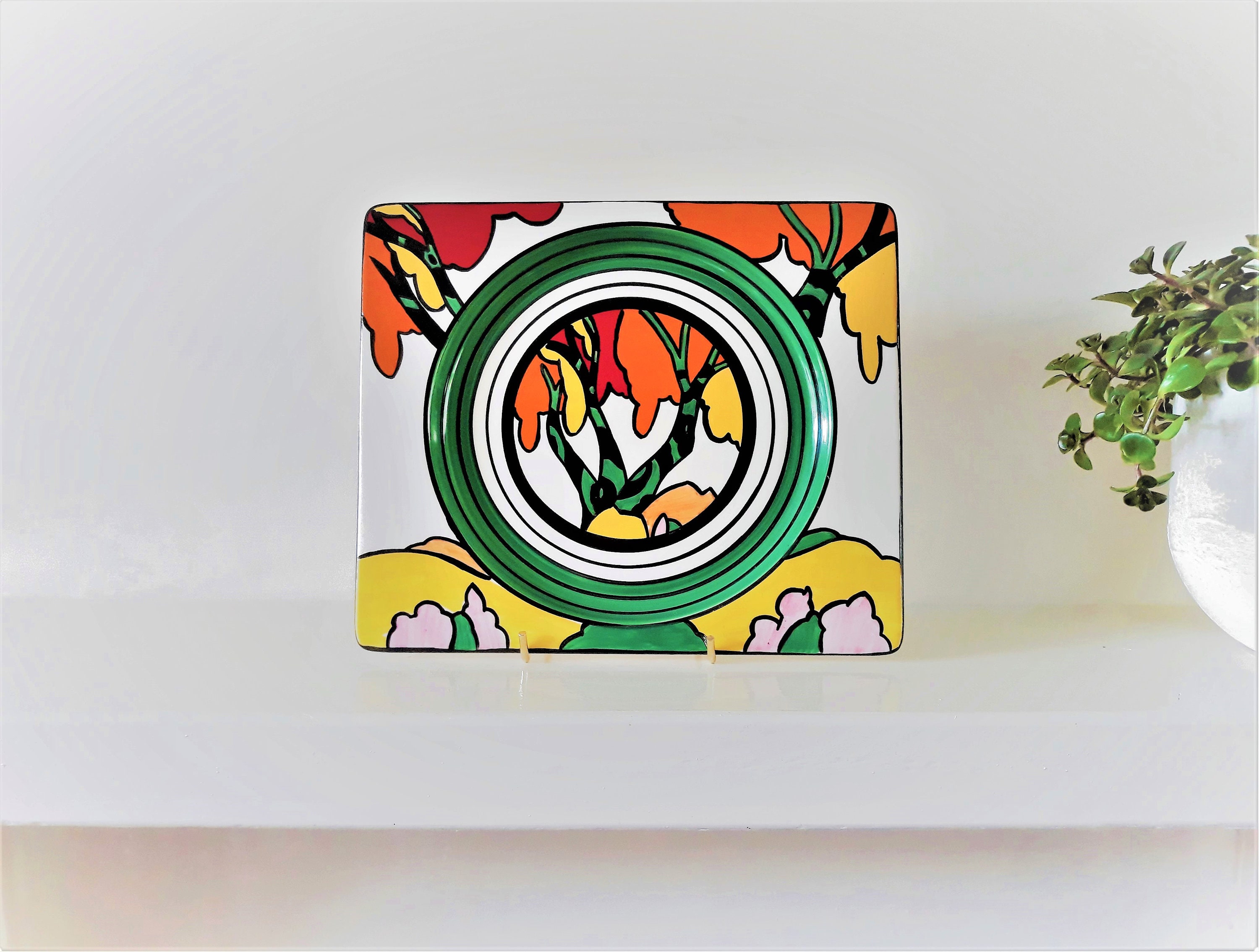 Clarice Cliff Wedgwood Plate, Honolulu Biarritz, Art Deco Style, 2000 ... Clarice Cliff Wedgwood Plate, Honolulu Biarritz, Art Deco Style, 2000 ...