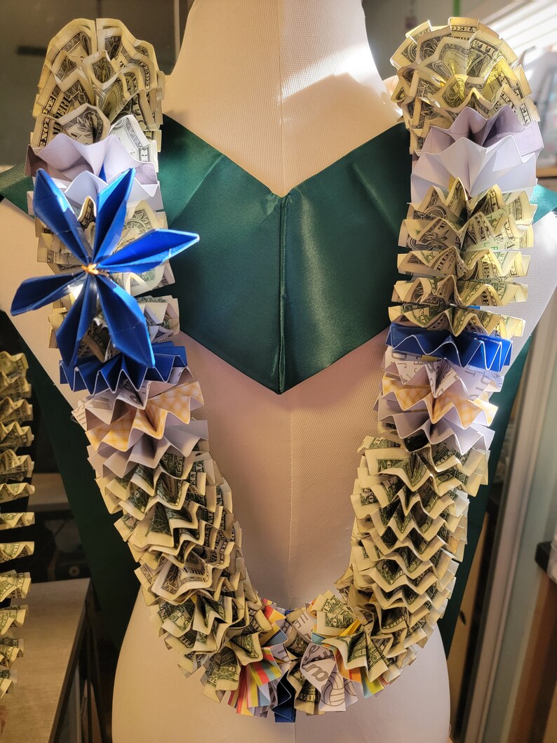 Graduation Paper Lei - Etsy