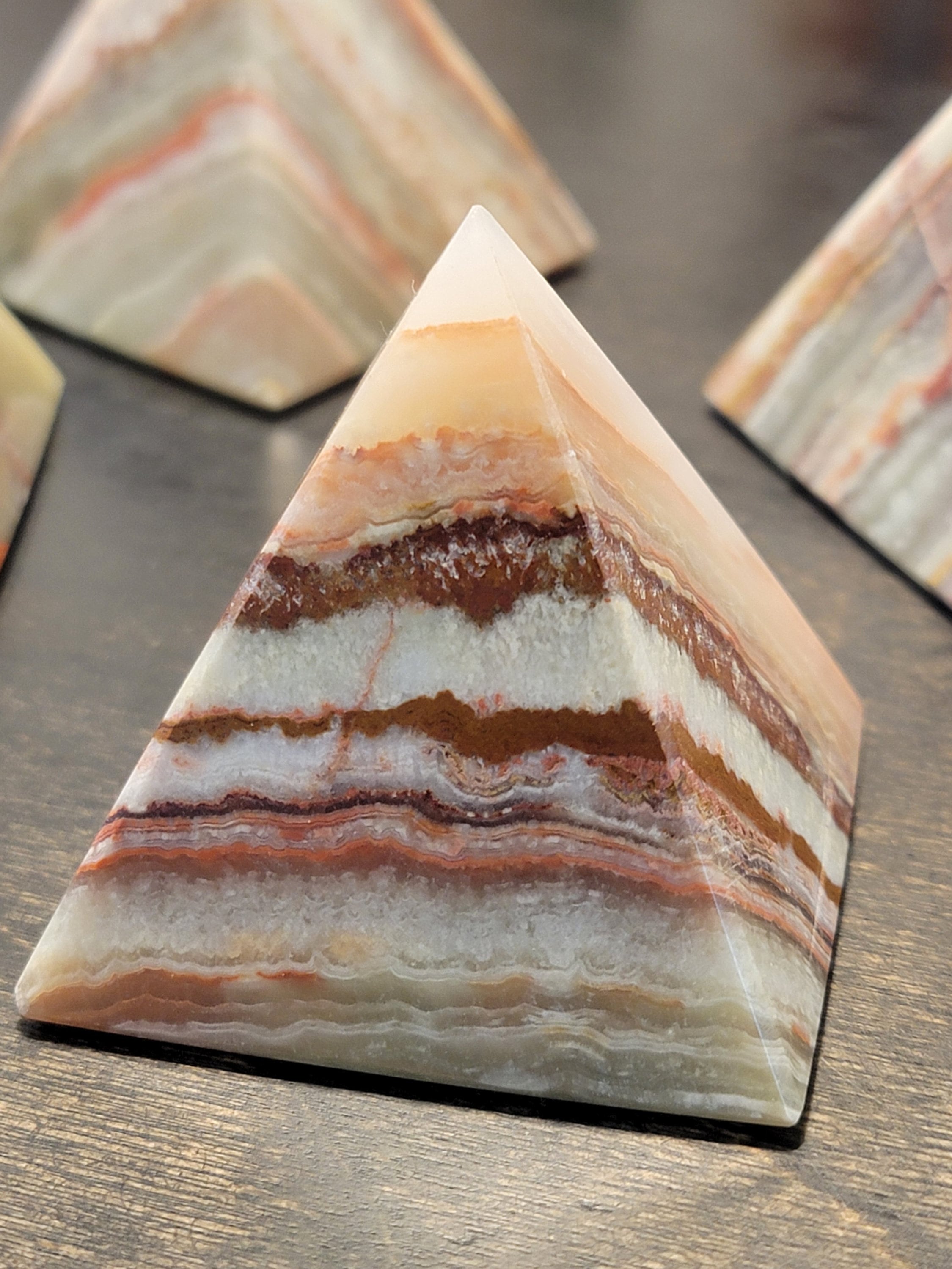 Mexican Onyx Pyramid | 2x2x2.5 Onyx - Etsy