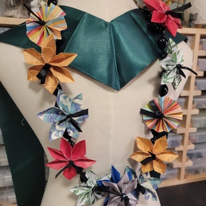 Graduation Paper Lei - Etsy