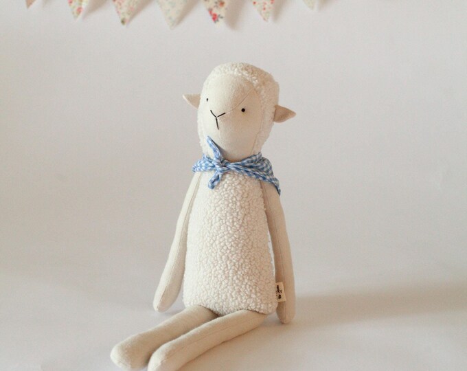 Winston the Sheep - Handmade 21 Inch Stuffed Animal - Stuffed Sheep - Etsy