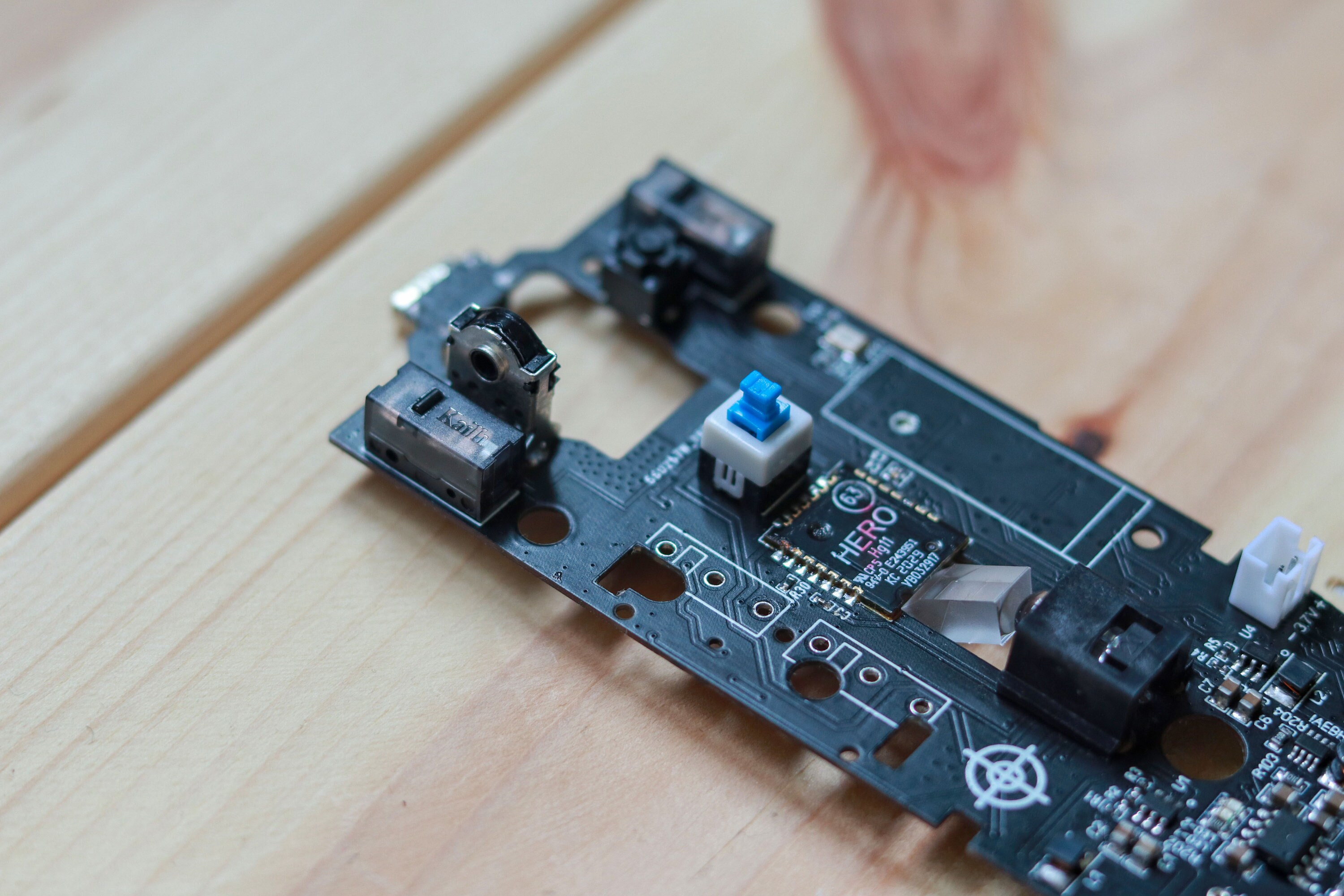 Customized Logitech G305 PCB Lightest Wireless Gaming Mouse | Etsy