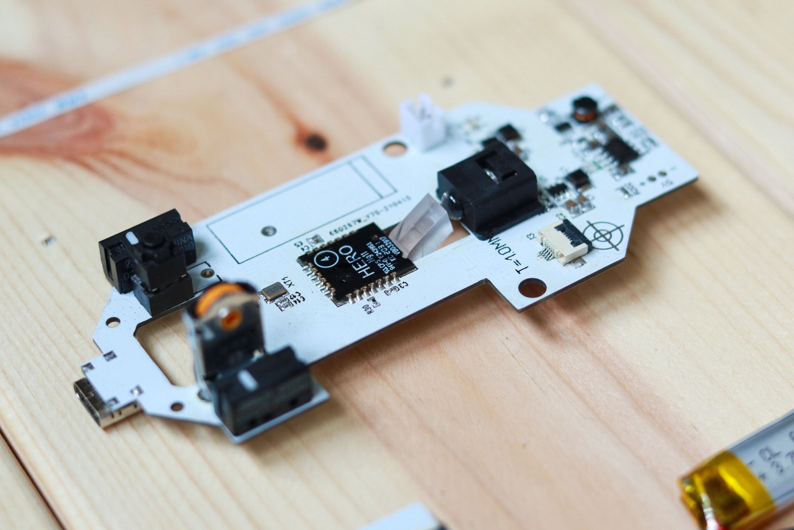 Customized Logitech G305 PCB Lightest Wireless Gaming Mouse | Etsy