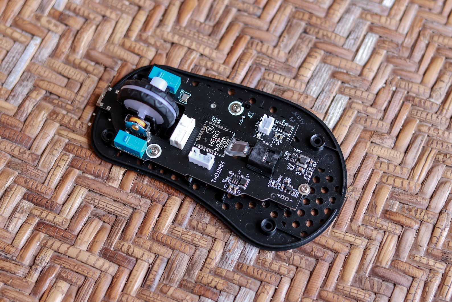 Customized Logitech G305 PCB Changing Wired Mouse to Wireless High ...
