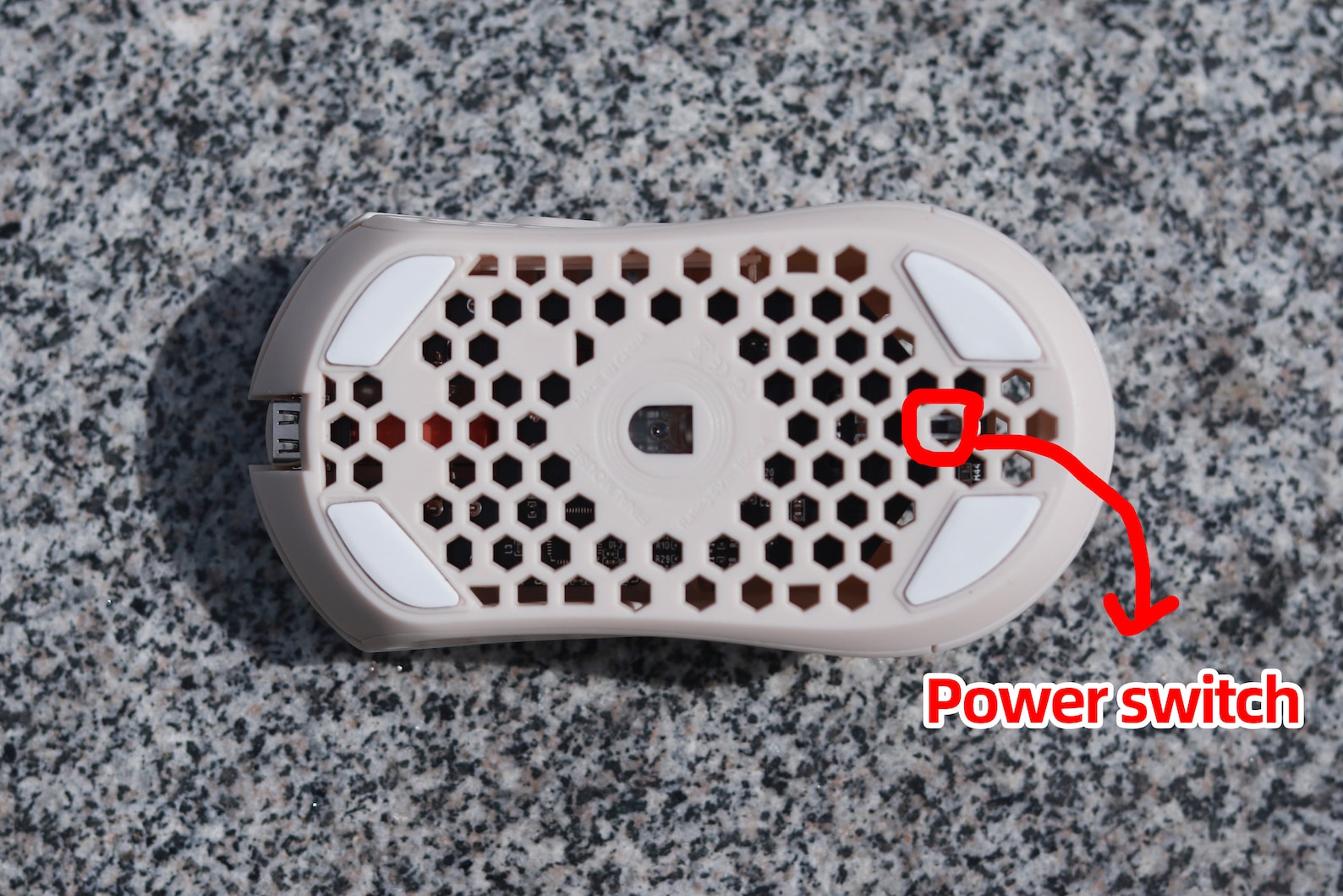 Finalmouse UL2 Wireless & Logitech G305 PCB Lightspeed Wireless Gaming ...