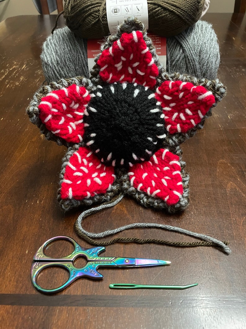 Dave the Demogorgon KNITTING PATTERN - Etsy