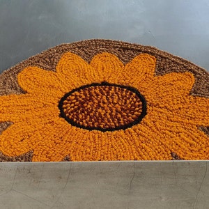 100% Natural Coir Handmade Door Mat, Cheery Vibrant Sunflower Doormat ...