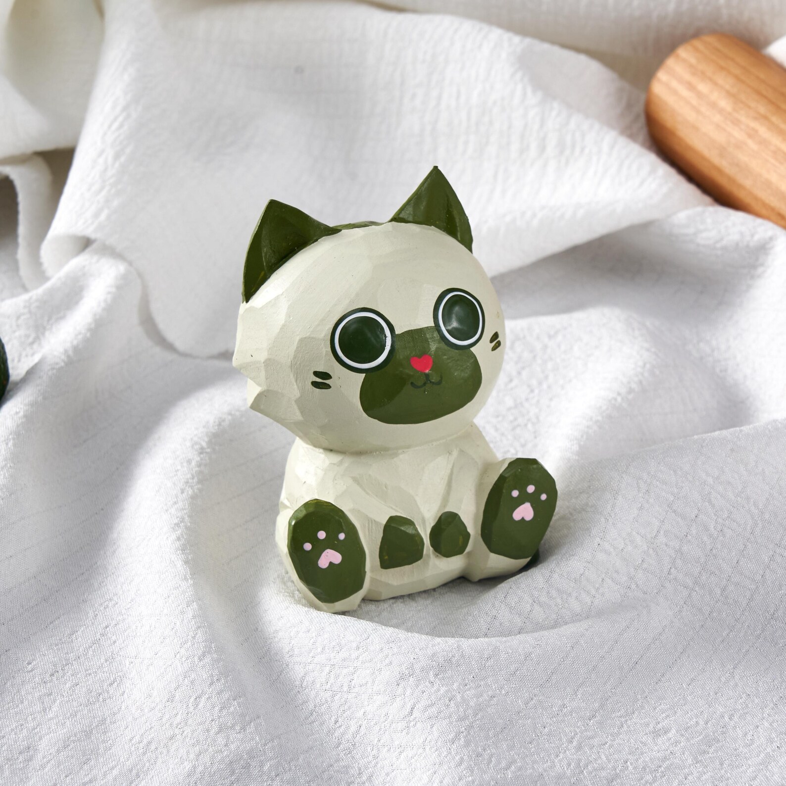 Chai Cat Carved Wooden Cat With Healing and Growth, Wooden Figurine ...