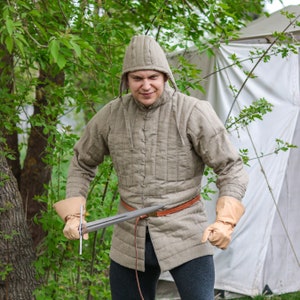 Catalan Knight's Gambeson - Linen Padded Armor - Medieval Aketon - 14th ...