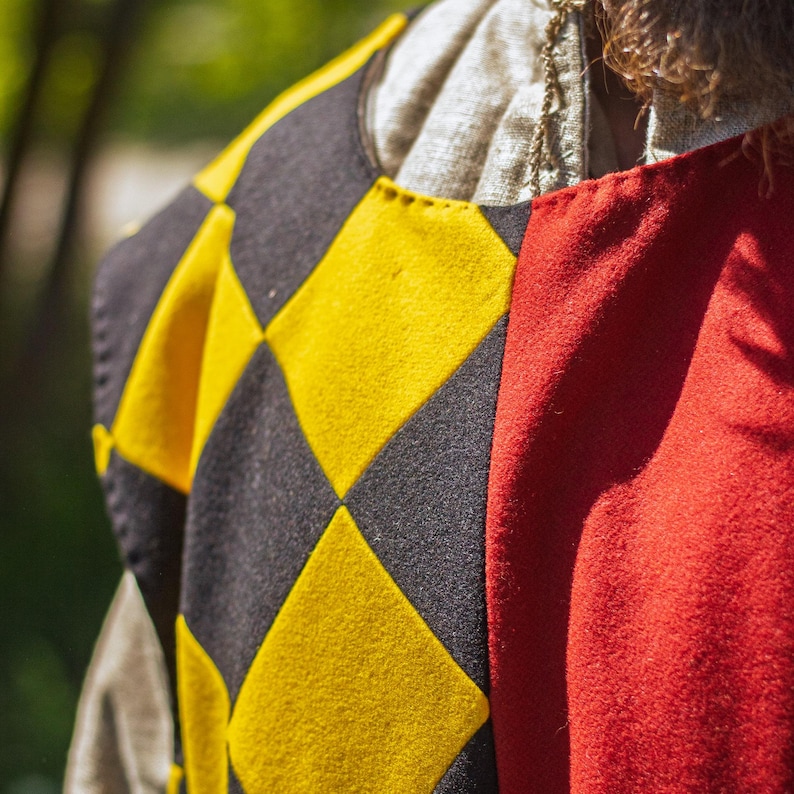 Over-armor Tunic - Customizable Woolen Tabard - Over-tunic - Armor ...