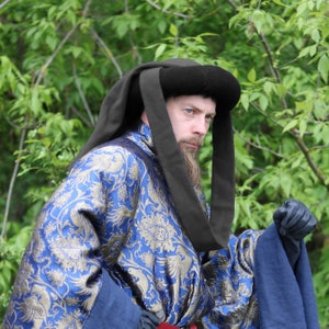 Woolen Chaperon - Medieval Hat for Men - Medieval & Renaissance ...