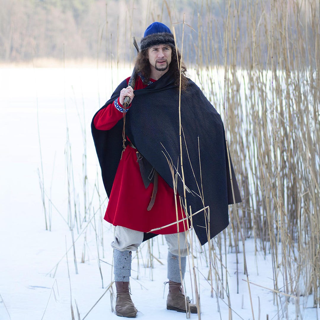 Viking Cloak Feldr – Historical Wool Rectangular Cape - Early Medieval ...