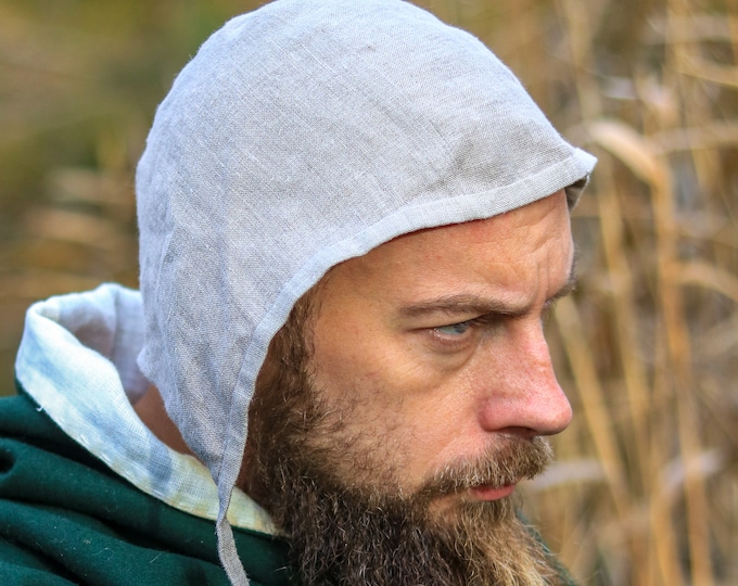 Dagged Hood With Liripipe - Woolen Medieval Hood With Cutout & Tail ...