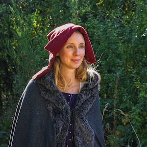 Gremlin Hood - Medieval Women’s Cowl - 15th Century Headwear for ...
