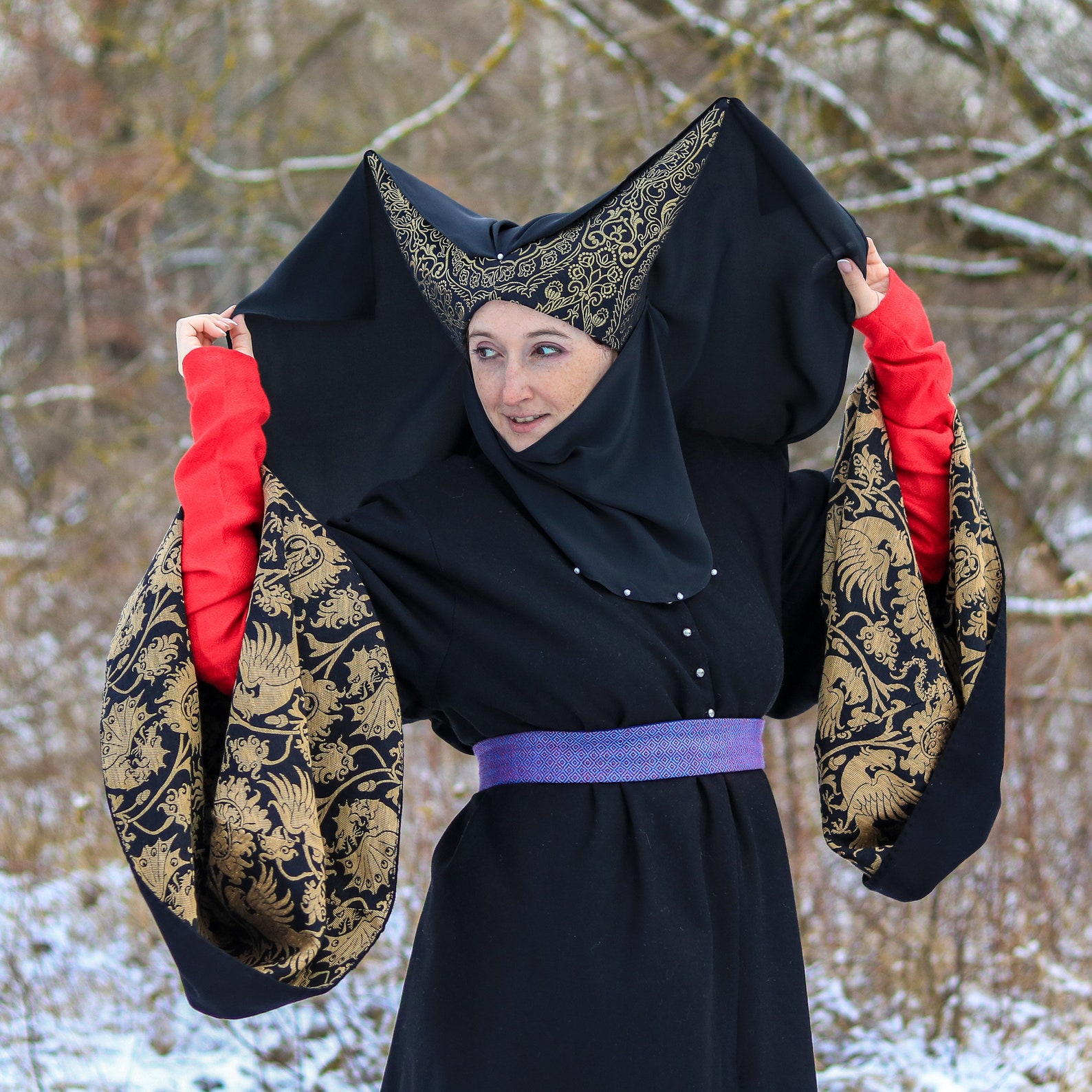 Horned Hennin Patterned Medieval Headwear 15th Century Headpiece Cone ...