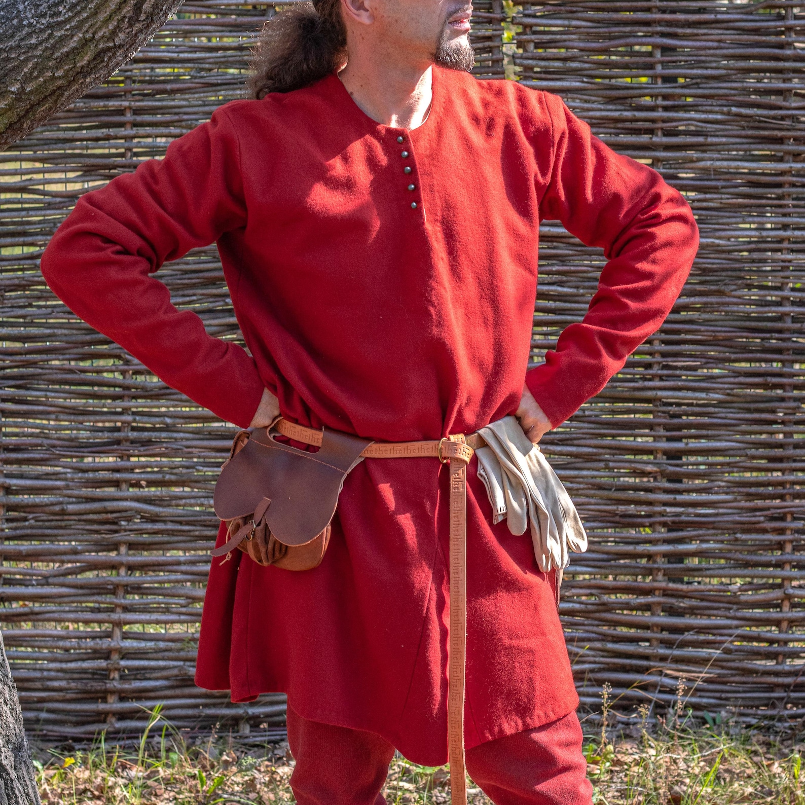 Medieval Wool Tunic for Men - Historical Reenactment Garb - Middle Ages ...
