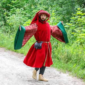 Velvet Chaperon - Luxurious Chaperone Hat for Men - Medieval ...