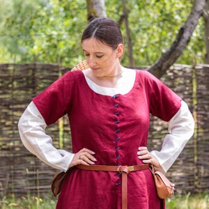 Women’s Cotte Emma - 100% Linen - Medieval Kirtle With Short Sleeves ...